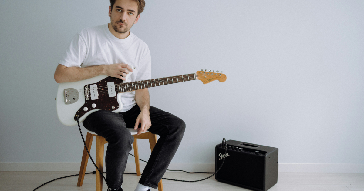 Kytarová móda #1: Léta třicátá až šedesátá | frontman.cz